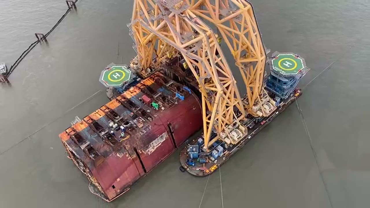 Responders complete another cut through Golden Ray - YouTube