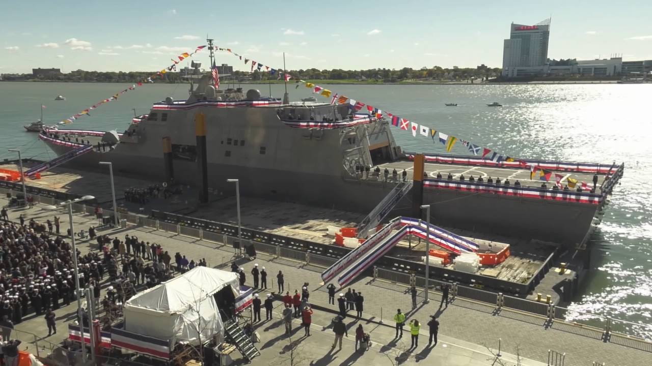 USS Detroit Crew Brings LCS-7 to Life - YouTube