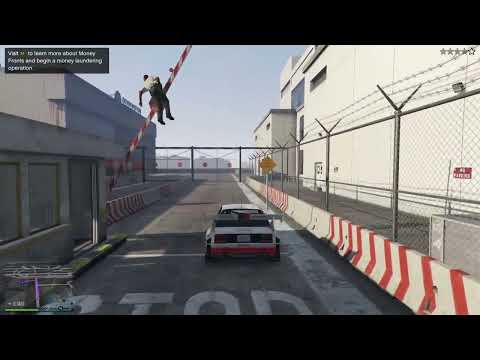 Grand Theft Auto V_goofy security guard - YouTube