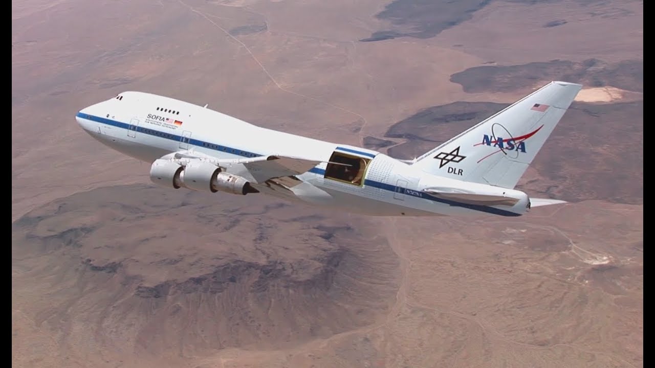 Jumbo Jet Astronomy | California Academy of Sciences - YouTube