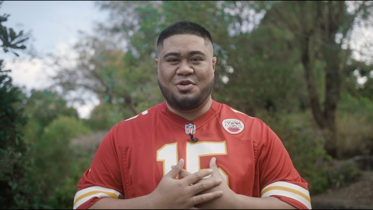 The Voice's Jordan Tavita | MY WORLD - YouTube