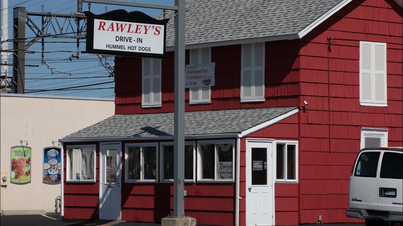 The Glizzy Godfather: Rawley’s Drive In (Fairfield, CT) - YouTube