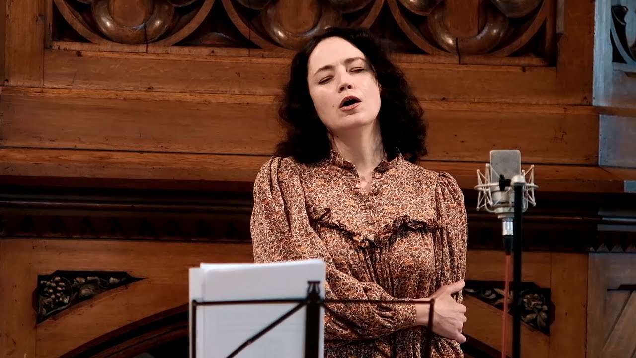 Sally Free and Easy - YouTube