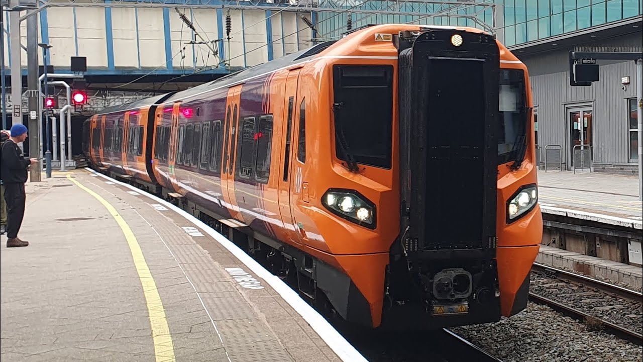 CAF Class 196 104 - YouTube