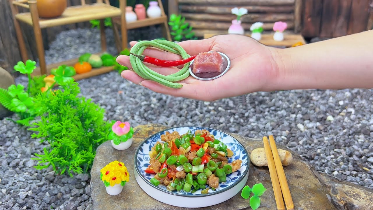 Miniature Stir fried minced meat with green beans|How to make legumes ...