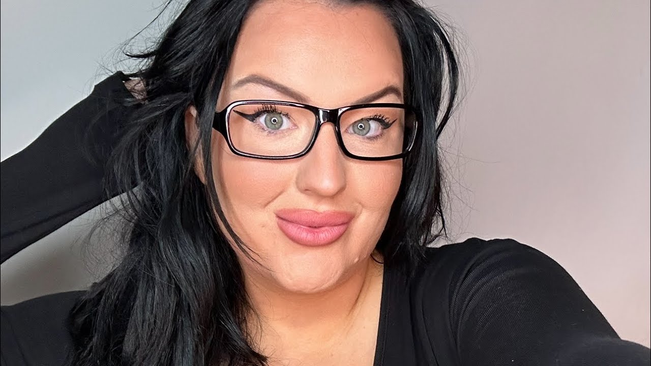 Answering your questions! Do we live in a simulation? Am I left or ...