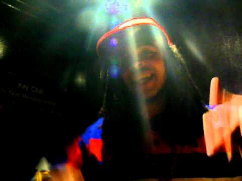 Dee 1 Key Club ESBE Clothing - YouTube