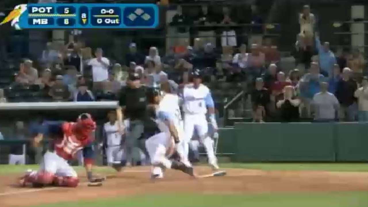 Zach Cone hits an inside-the-park home run - YouTube