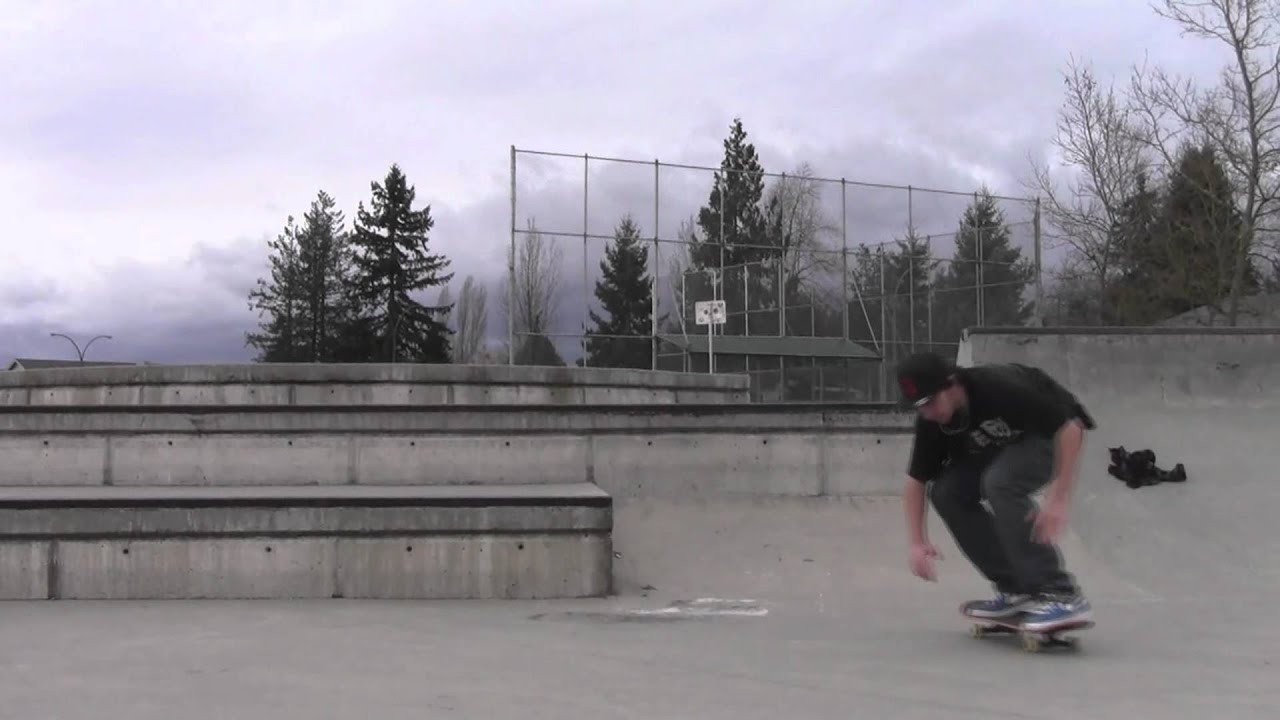 [SLOW MOTION] KIck Flip - YouTube