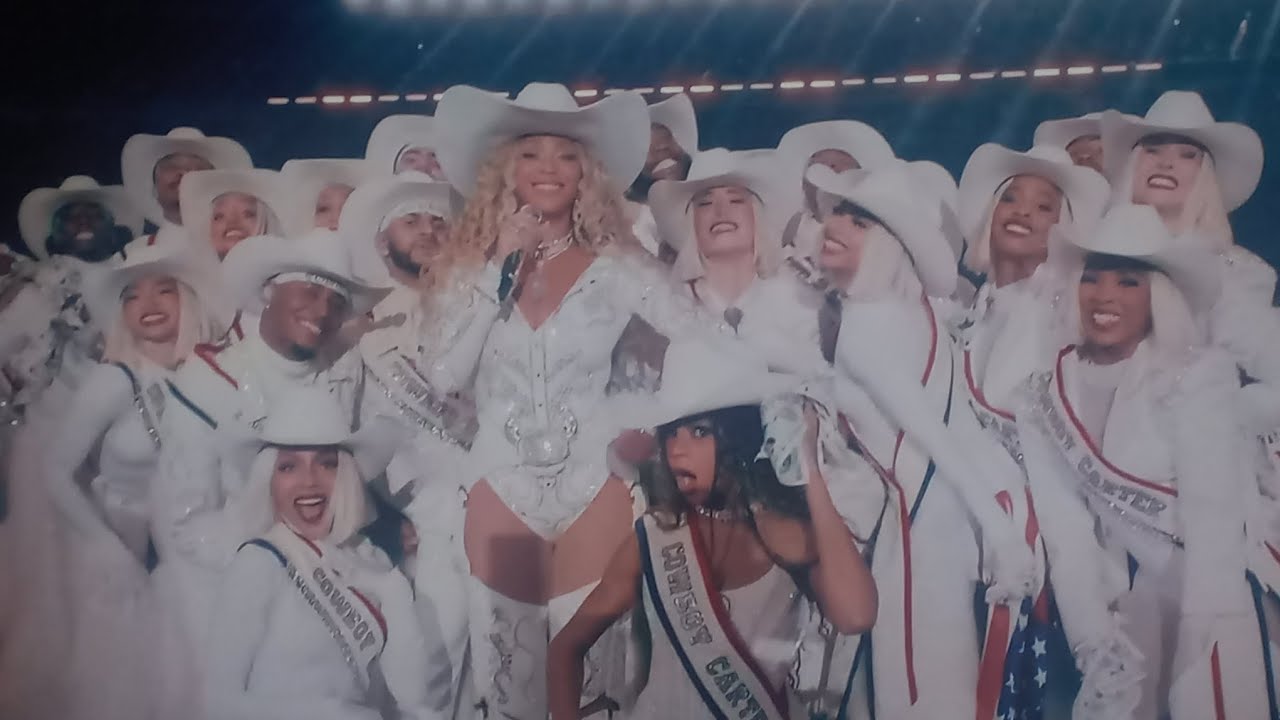 Beyoncé NFL half time show - YouTube