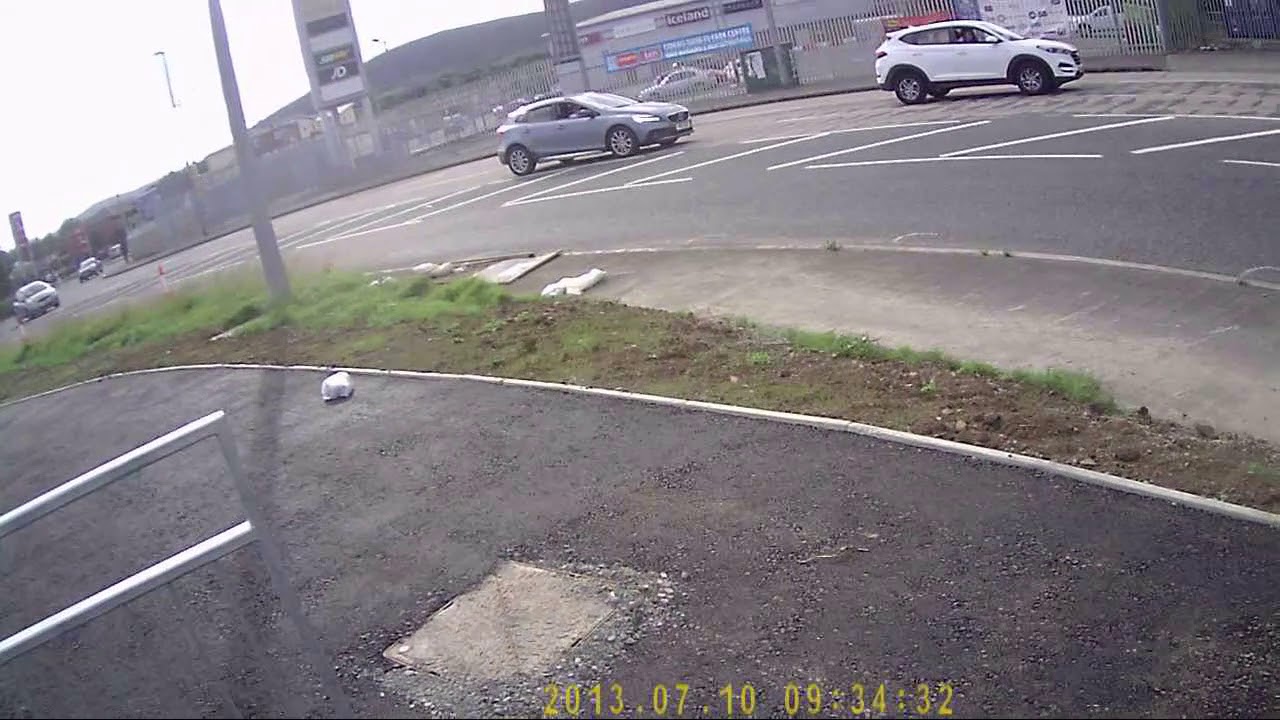 New Broadway Roundabout Cycle path progress July 2019 - YouTube