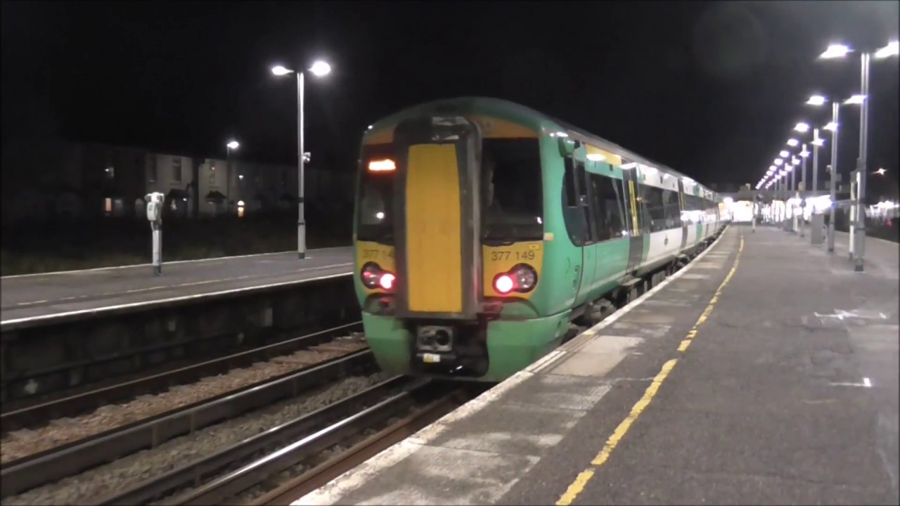 Trains @ Littlehampton Railway Station - 21/12/17 - YouTube