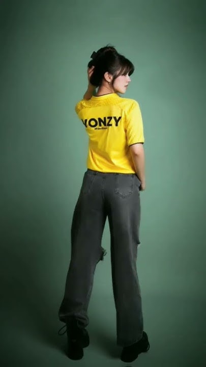 Vonssy Cantik #onicesports - YouTube