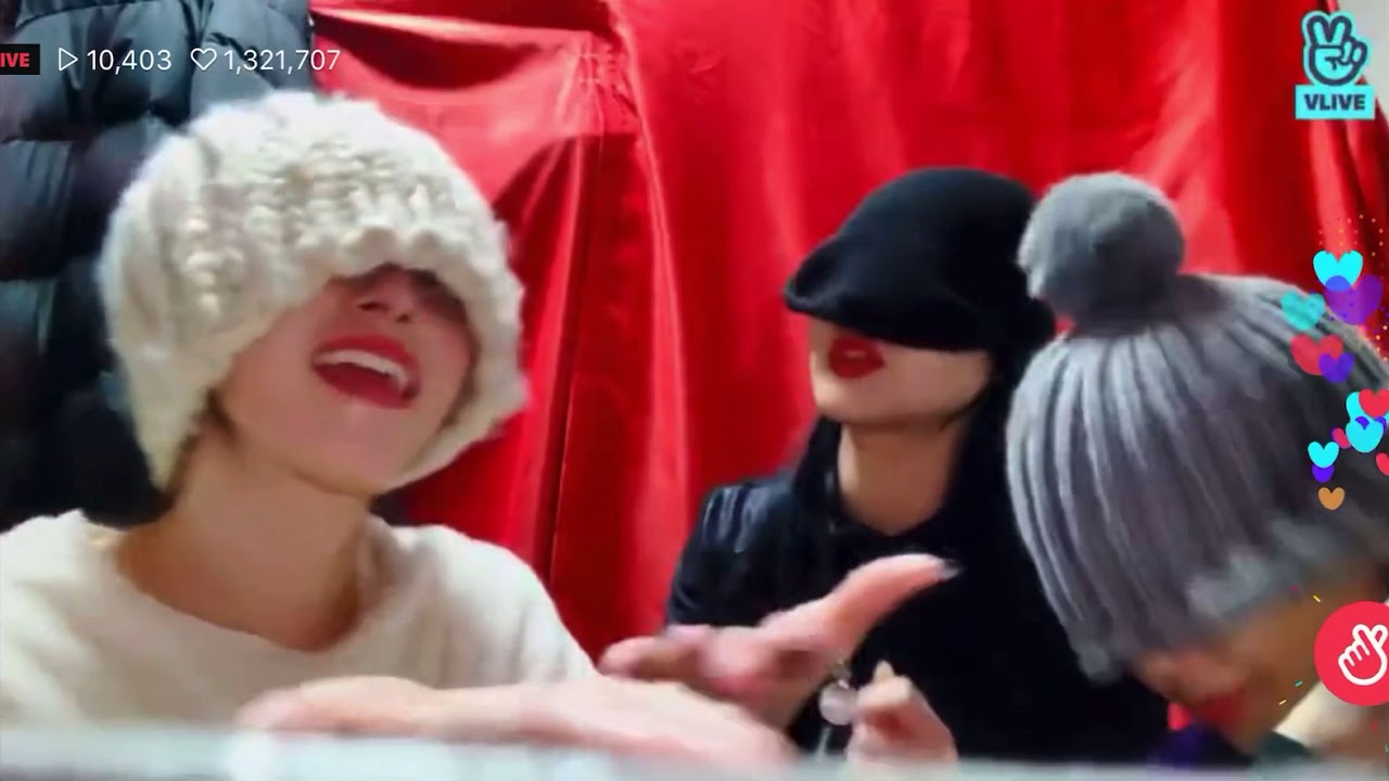 Dreamcatcher’s Unnie line being Cutie Dork - YouTube