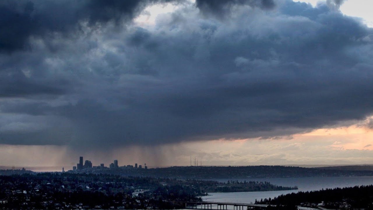 City of Kent Washington 🇺🇸 🇺🇸 Rainy saggy gloomy overcast days drive ...