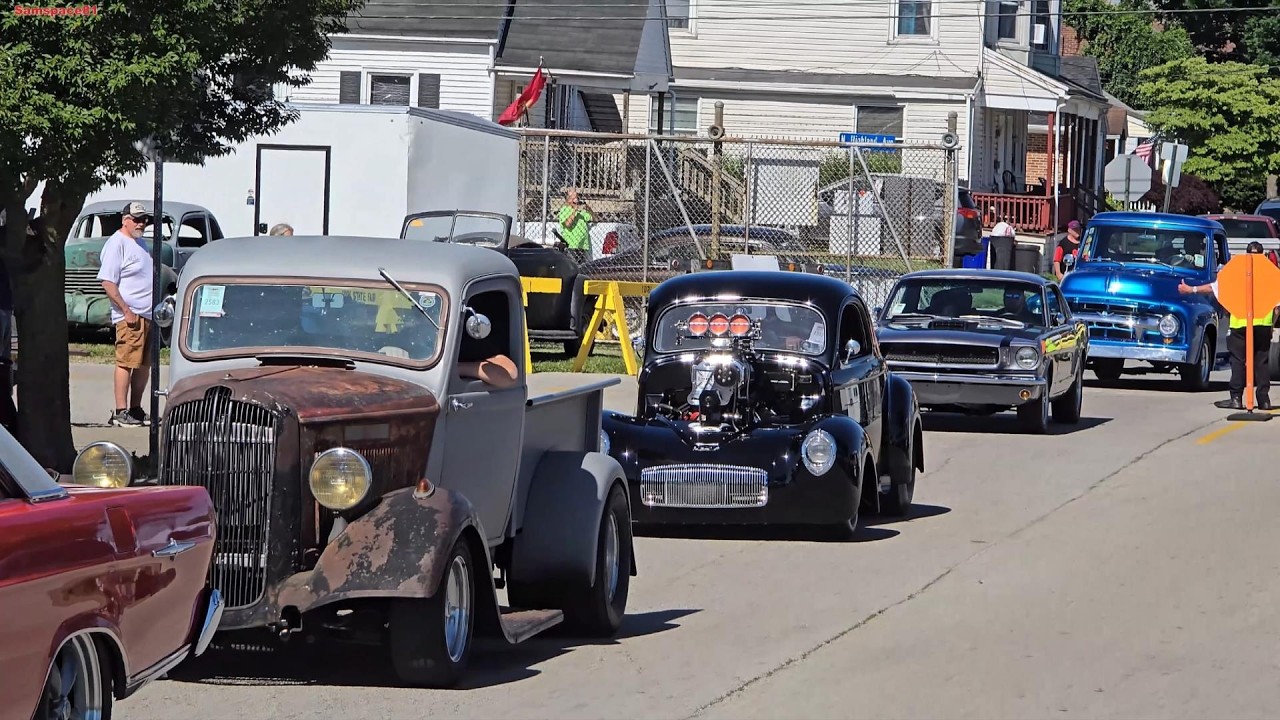 Classic Car Show overload (hot rods street rods classic cars old trucks ...