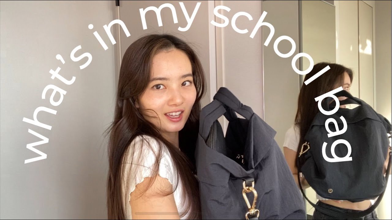 What's in my school bag? カバンの中身紹介 english ver. - YouTube