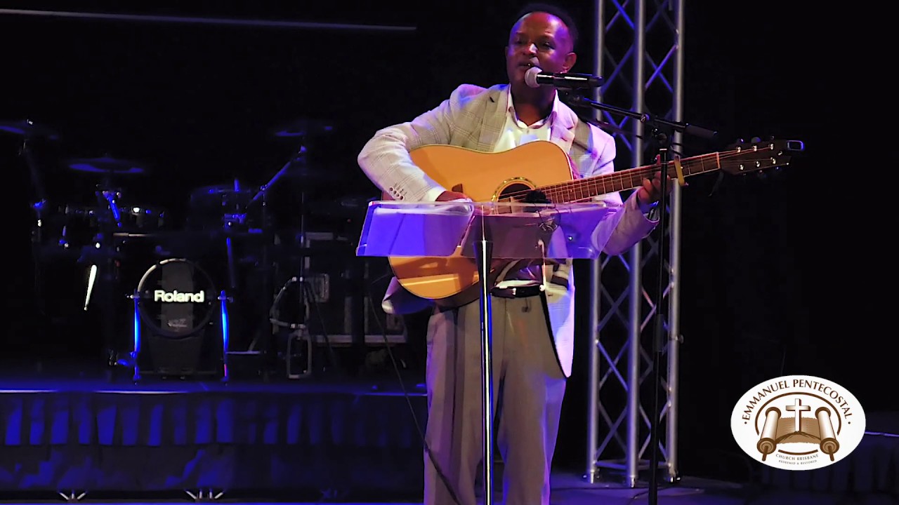 Tesfaye Challa's "ስጋት አይገባኝም እኔስ በእየሱሴ" (Live at EPC's 1st-Anniversary ...