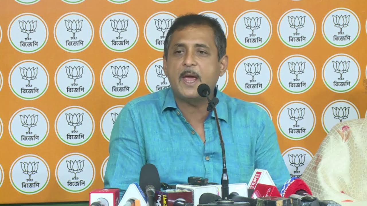 Press Conference by Sajal Ghosh and Meena Devi Purohit at Saltlake BJP ...