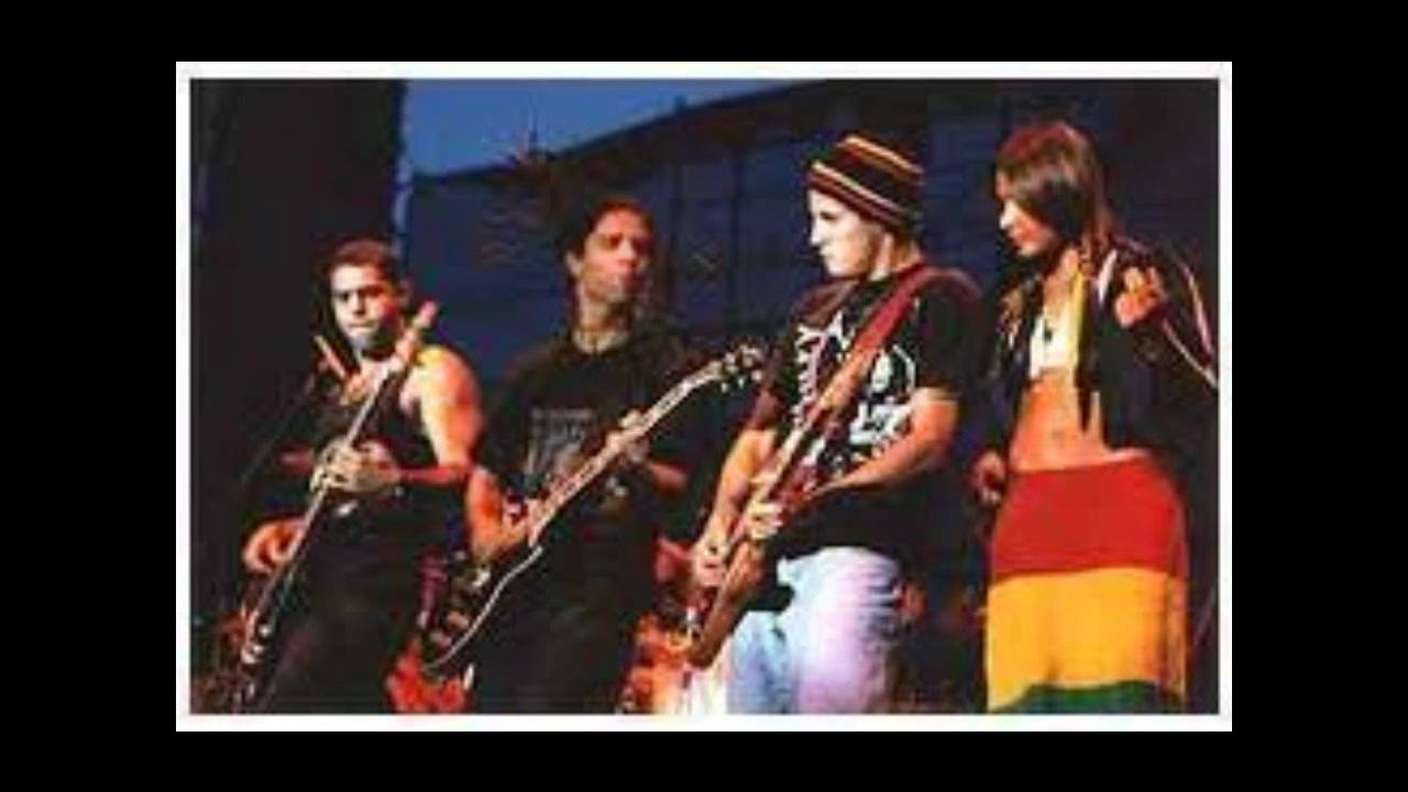 Meu Reggae é Roots - Natiruts - YouTube