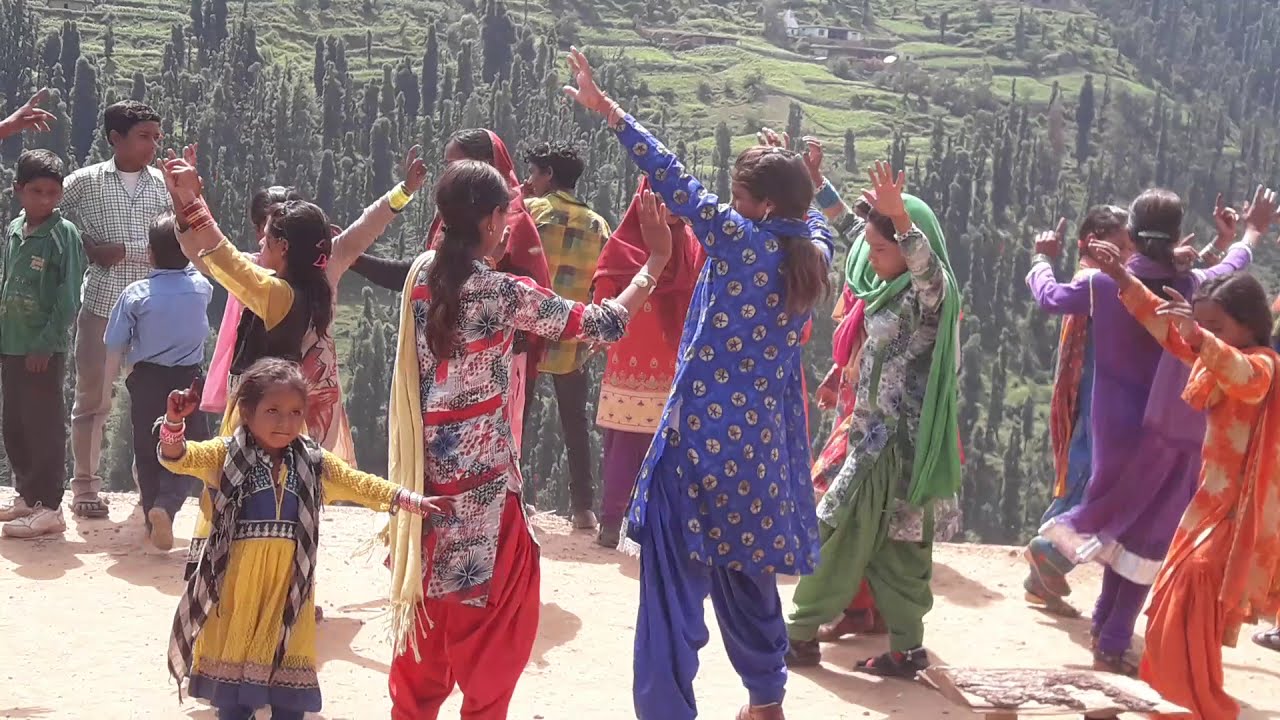 Dogri dance latti pachound - YouTube