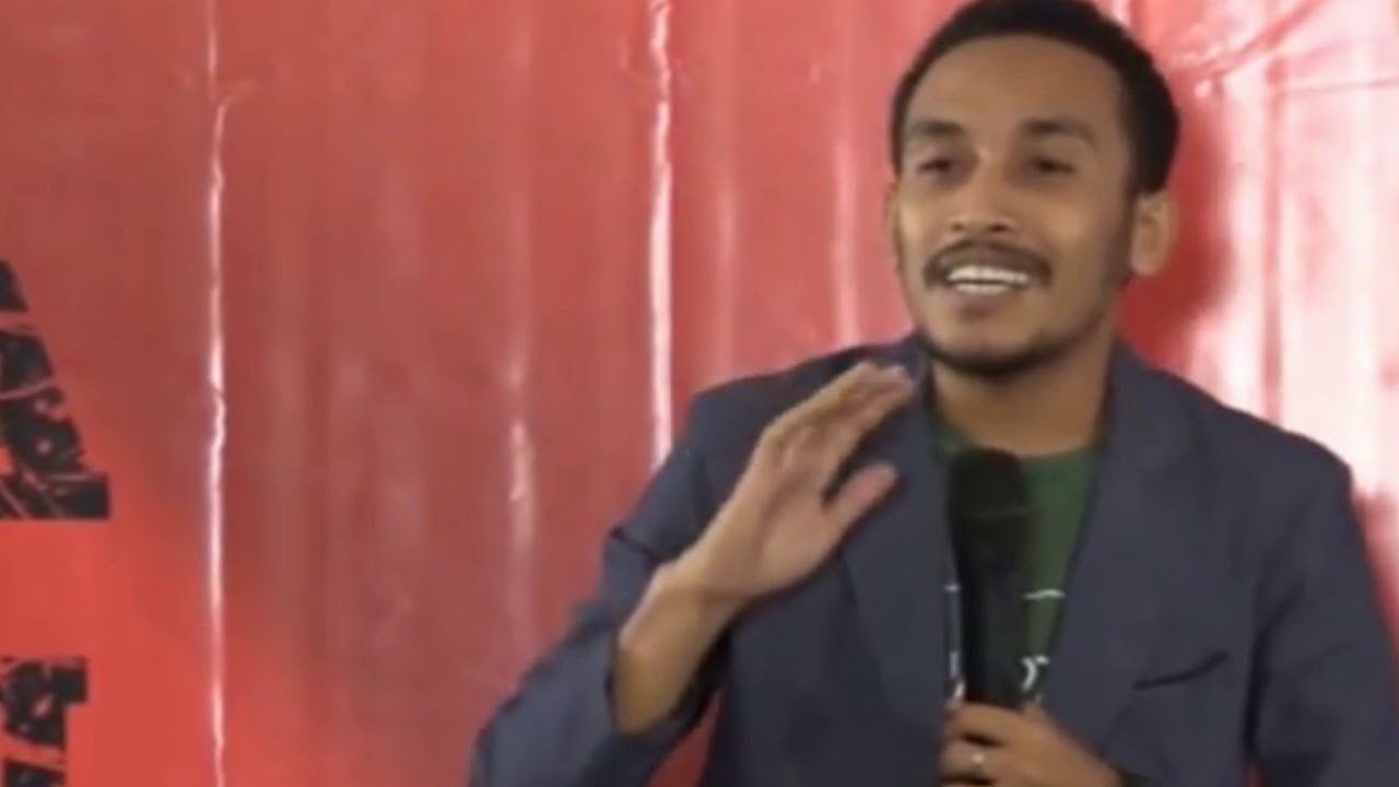 Abdur Stand Up Comedy : Belajar Naik Lift - YouTube