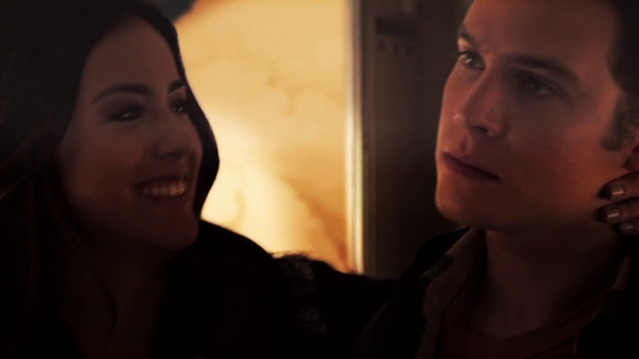 Daisy and Fitz | Circles - YouTube