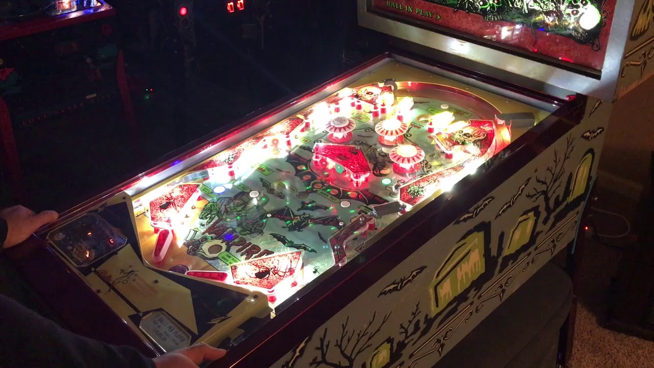 Bally Vampire Pinball Gameplay - YouTube