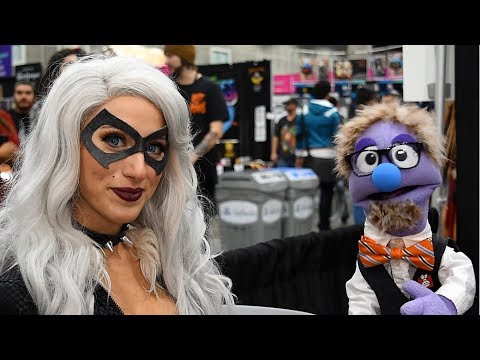 That Time Cosplayer Elizabeth Rage Talked to a Puppet at L.A. Comic Con