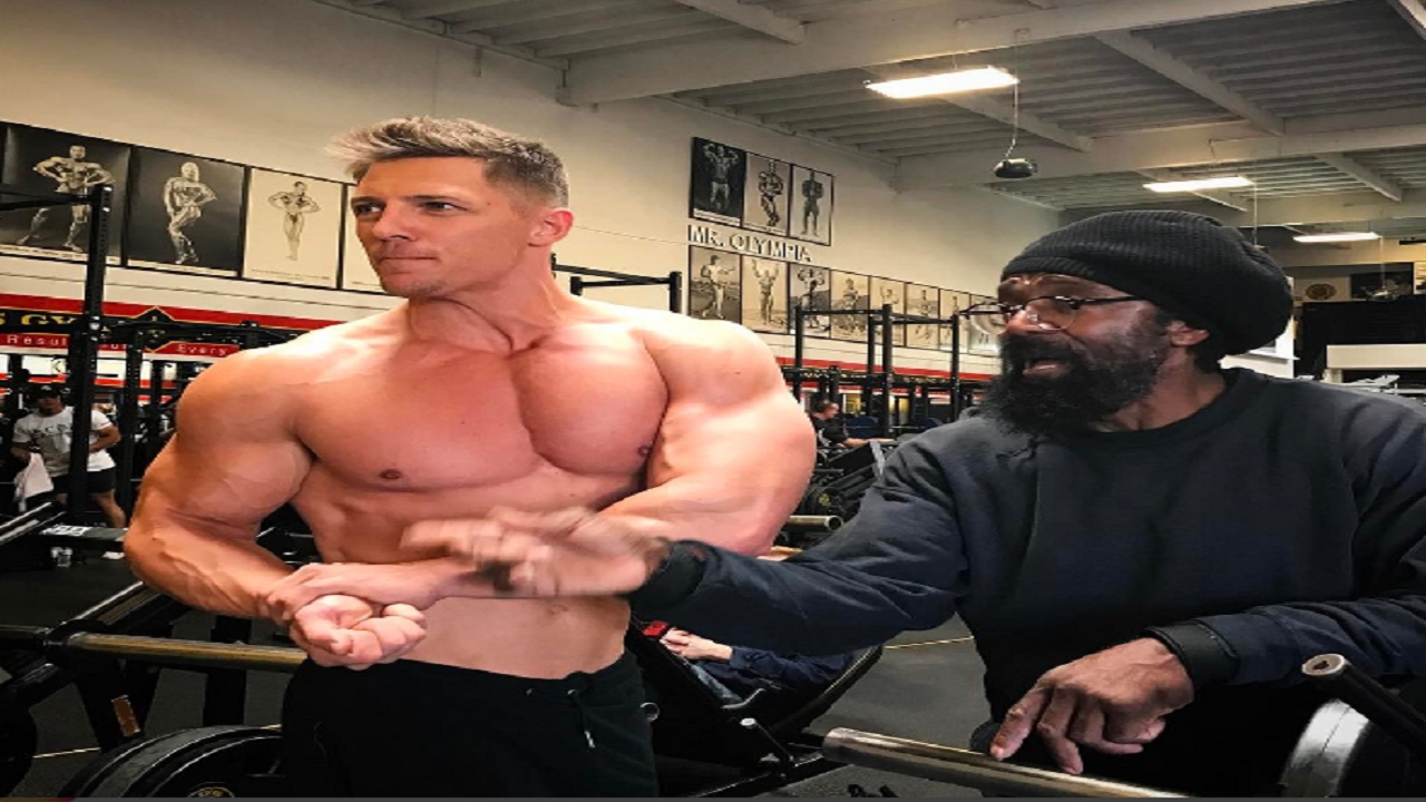 Steve Cook Back Workout - YouTube