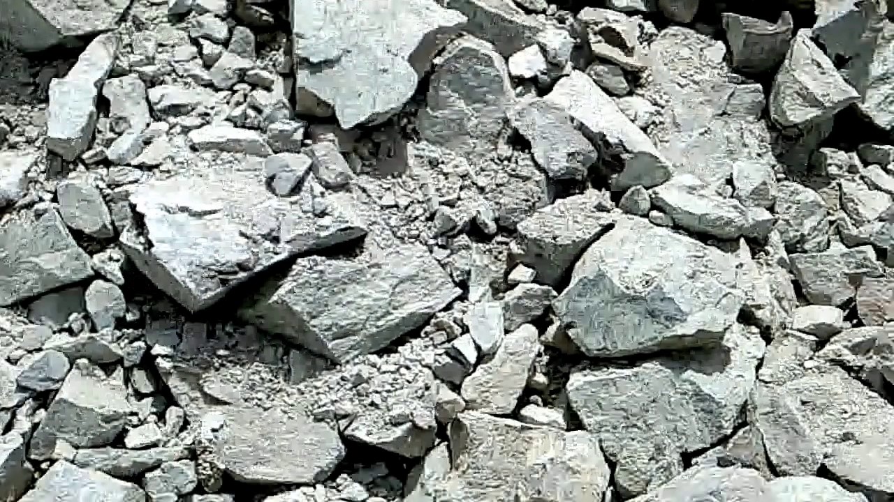 CHROMITE ORE MINE ABBAS RIZVI - YouTube