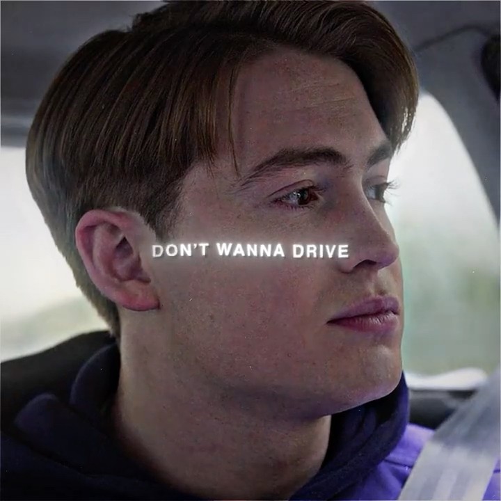 Someone take episode 4 away from me I keep making sad edits # ...