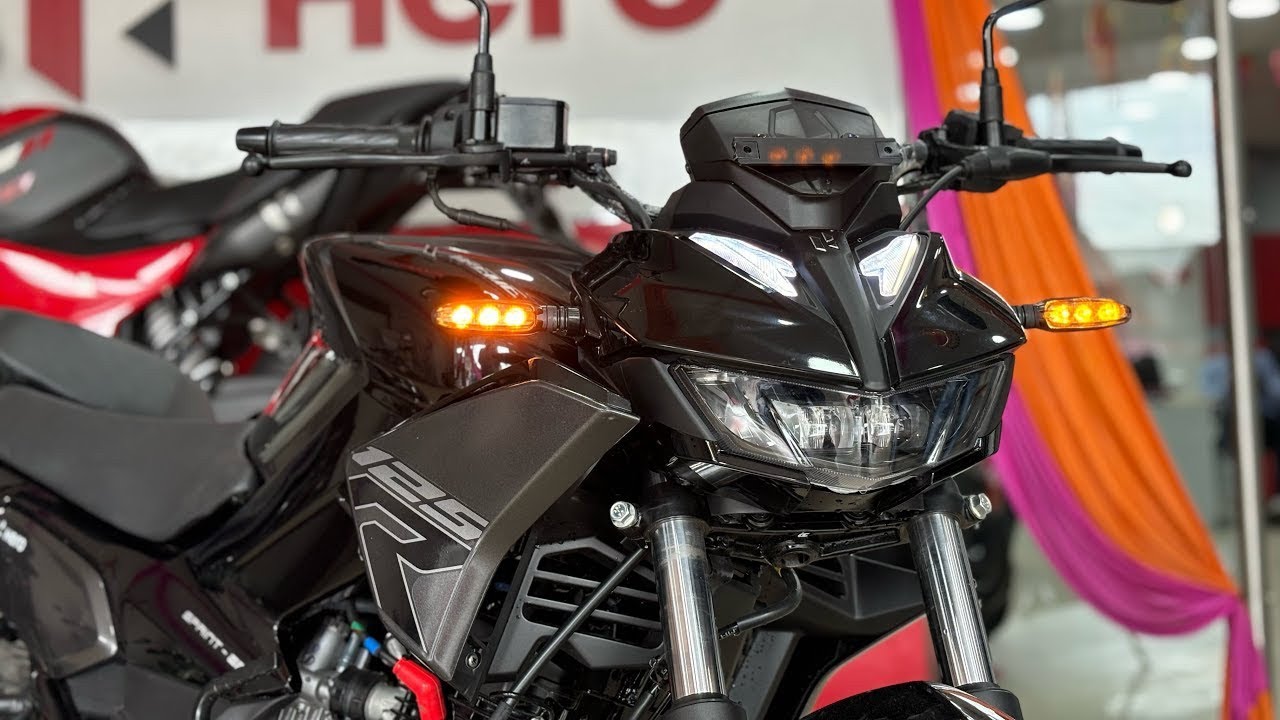 New Hero Xtreme 125 Black colour Check Out detail Review 2025 Amazing ...