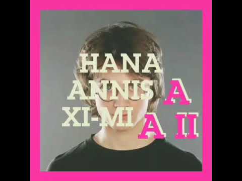 Introduce myself - Hana Annisa