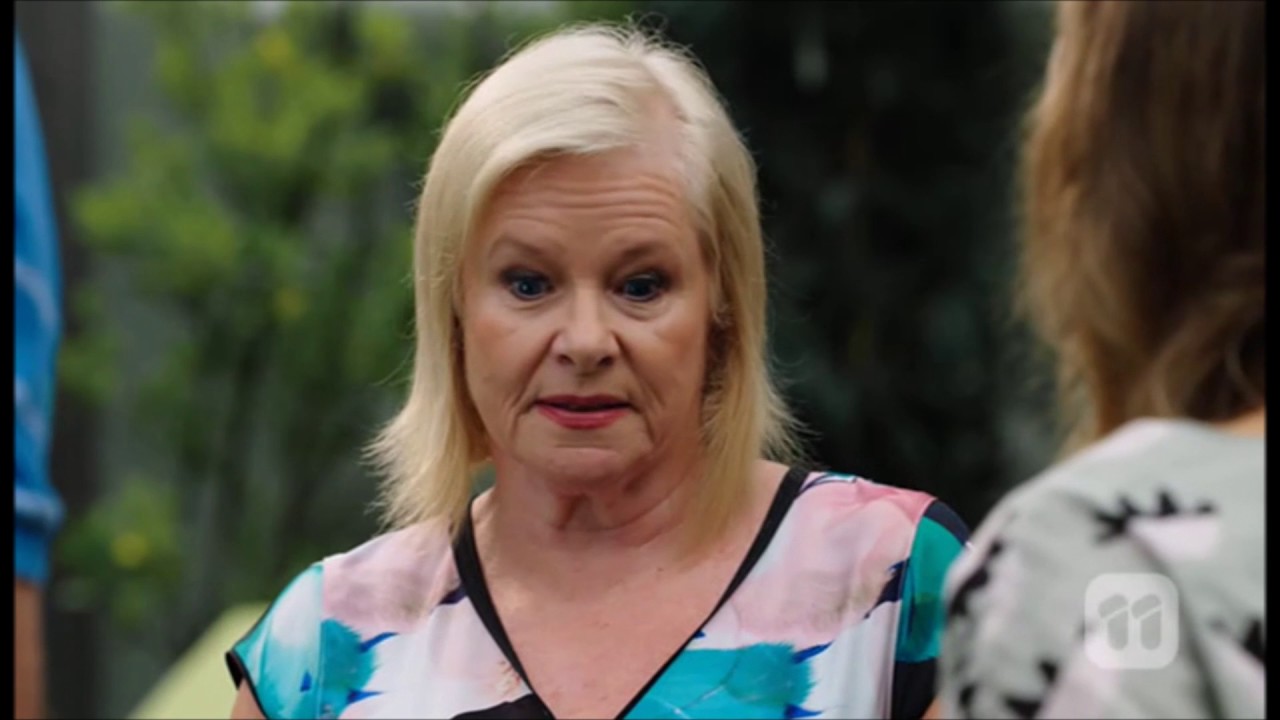 [Neighbours] 7632 Sheila & Gary & Piper & Xanthe Scene - YouTube