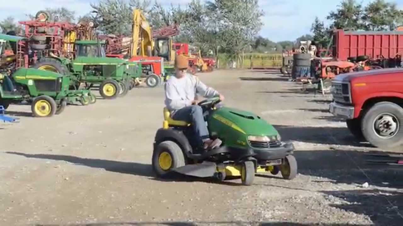 John Deere SST16 lawn tractor 42" deck - YouTube