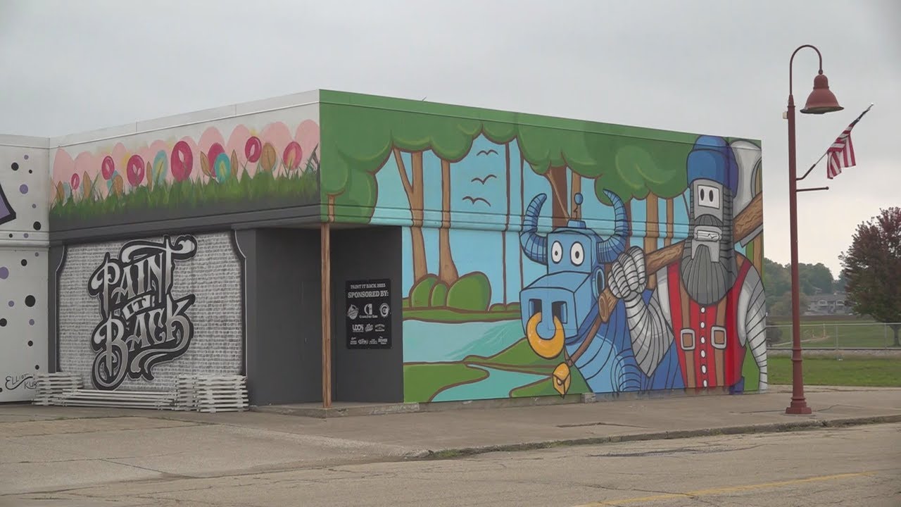 Clinton artists transform downtown with their ‘Paint It Back’ murals ...
