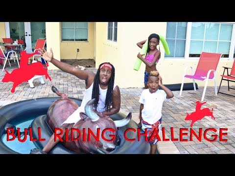 FAMILY Swimming Pool Challenge with Inflatabull