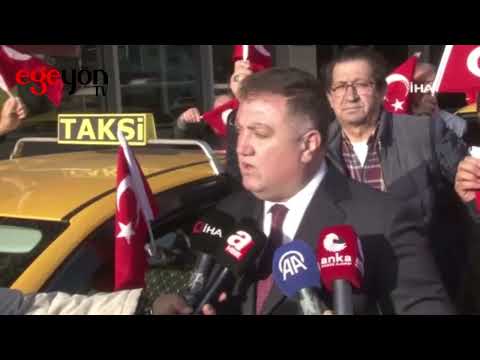 İzmir'de taksicilerden Türk bayraklı konvoy