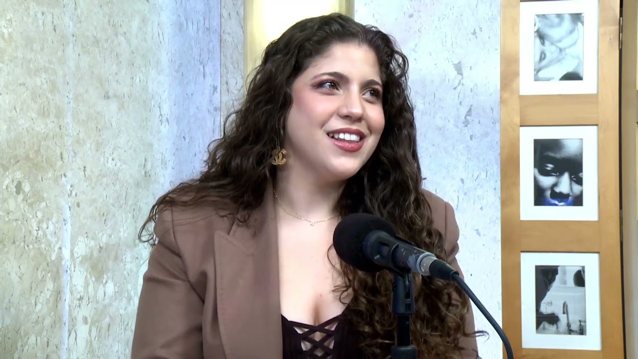 Rebecca Pérez en BM ONLINE (14-10-2022) - YouTube