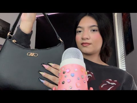 Asmr what’s in my purse 👜 - YouTube