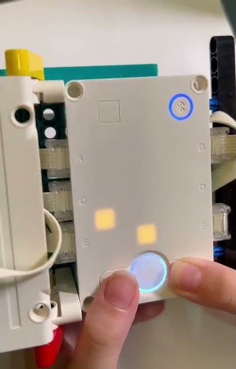 use LEGO MindStorms smart hub to create a dodge game - YouTube