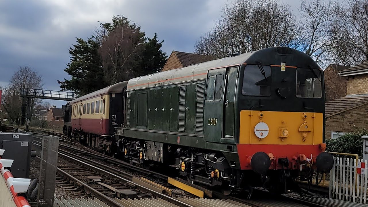LSL BR Green Class 20s (D8107 + D8096) Departing Canterbury West Top ...