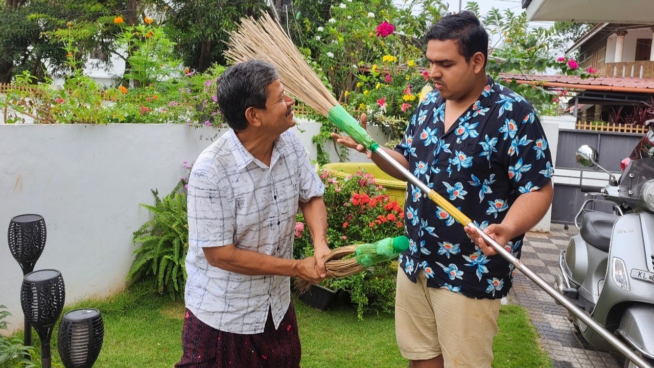 പൈസ കൊടുത്താൽ പോലും ഇത്രയും നല്ലൊരു ചൂല് കിട്ടില്ല Coconut broom ...