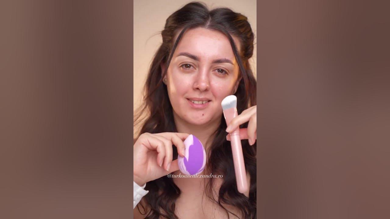 Aplicarea Fondului de Ten ft. Alexandra Turkoane #Masterproof - YouTube