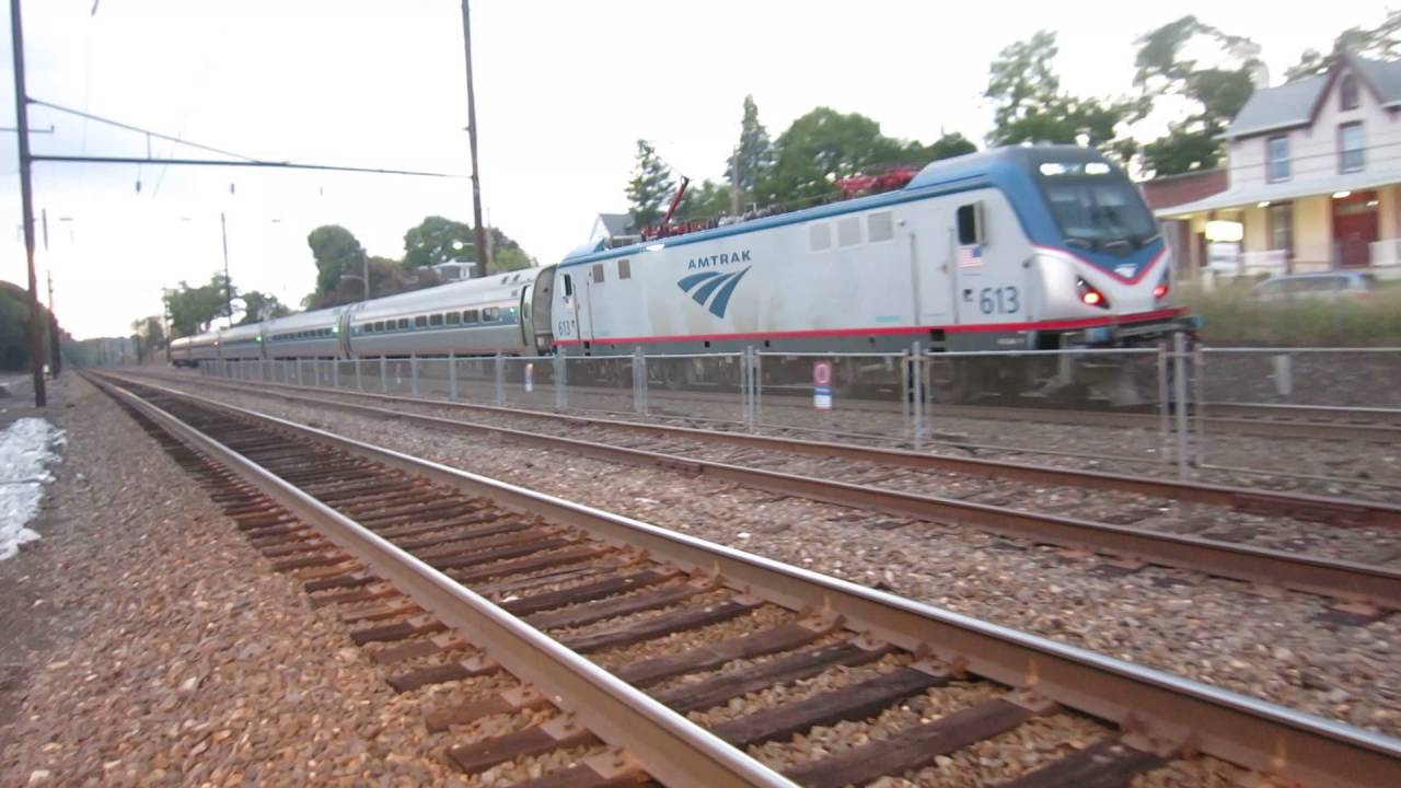 Amtrak Keystone Service train #651 leaving Downingtown Station. - YouTube