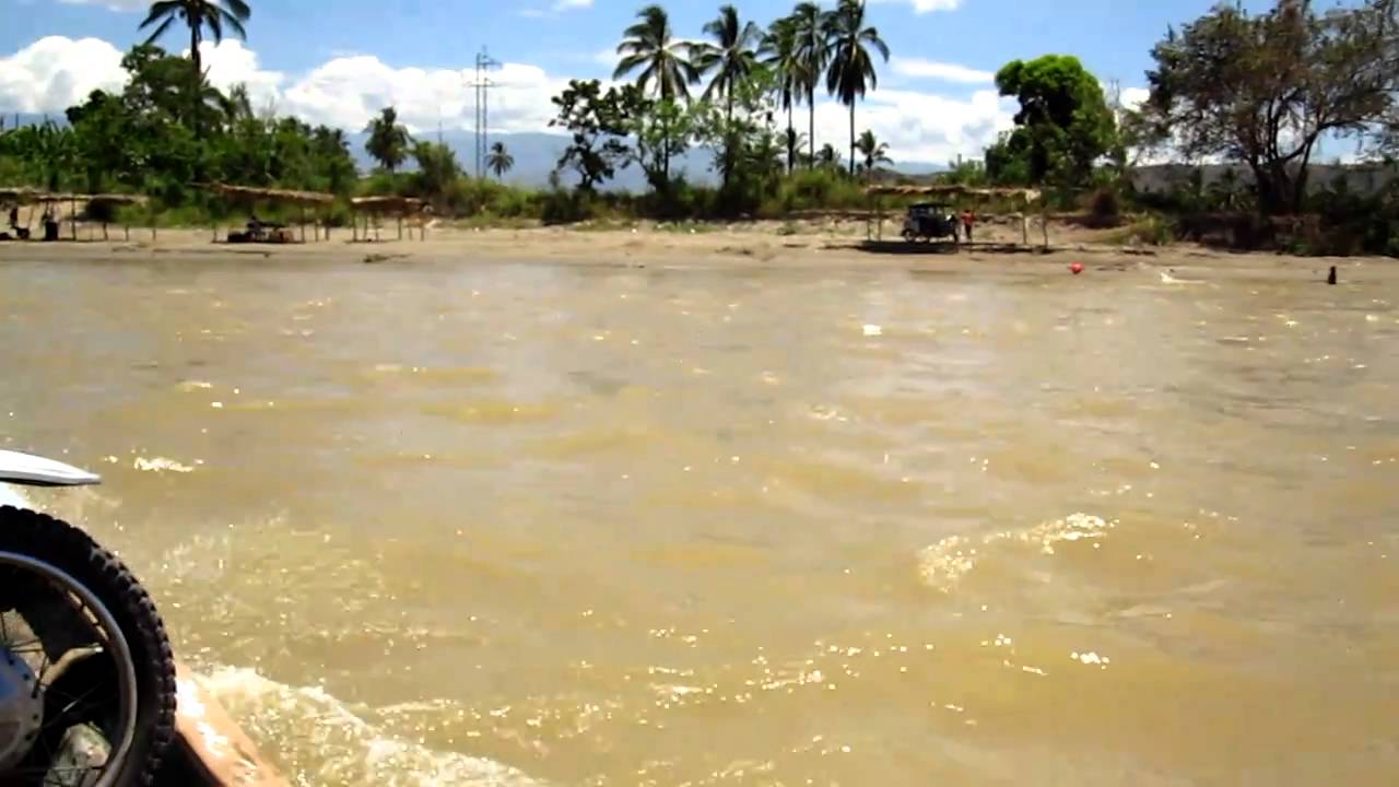 Rio Utcubamba 건너기 (2009/09/12) - YouTube