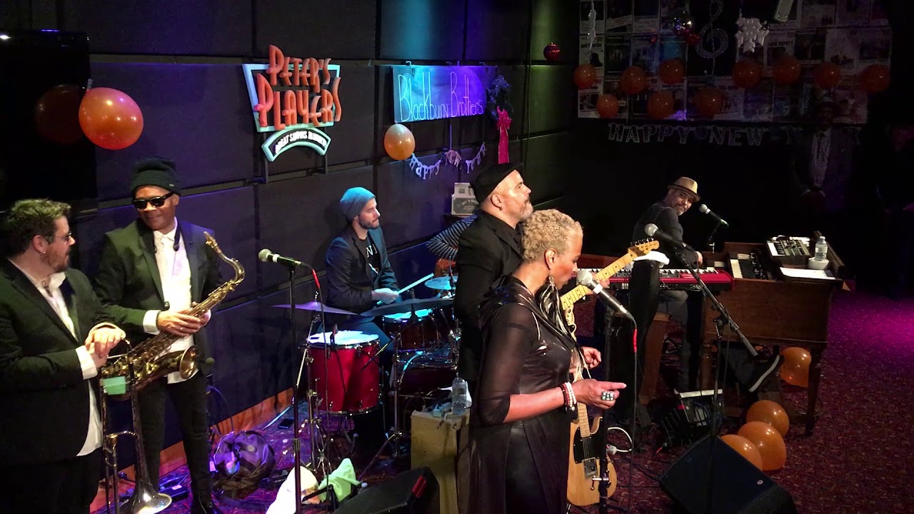 Blackburn Brothers NYE 2018 at Peter's Players - YouTube