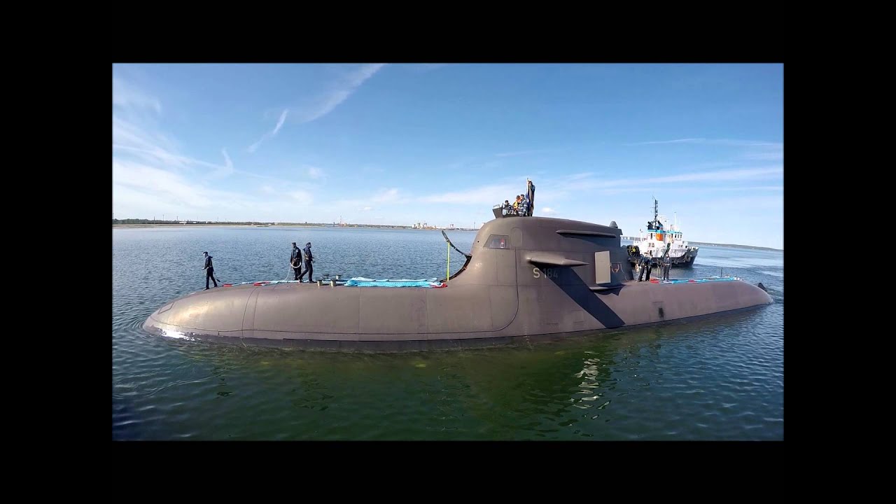 U34 arrival in Tallinn Estonia b roll - YouTube