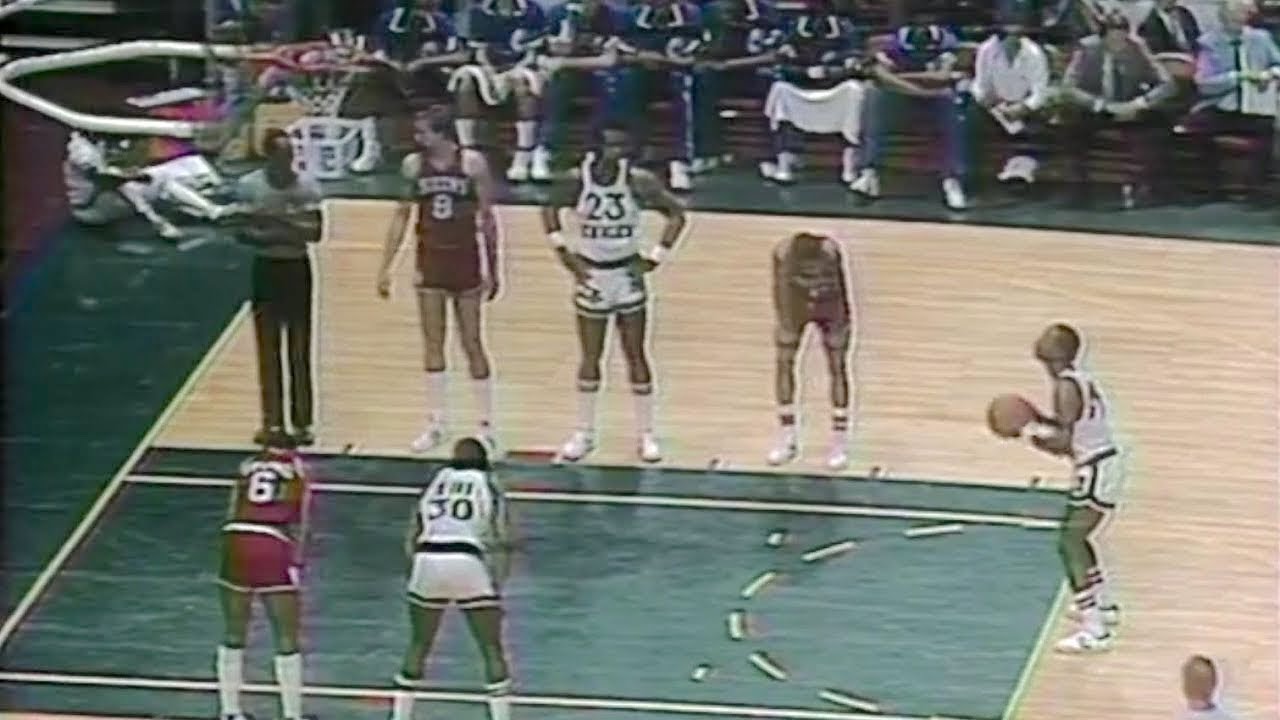 1983 Knicks vs 76ers Rare Full Game 3 - YouTube